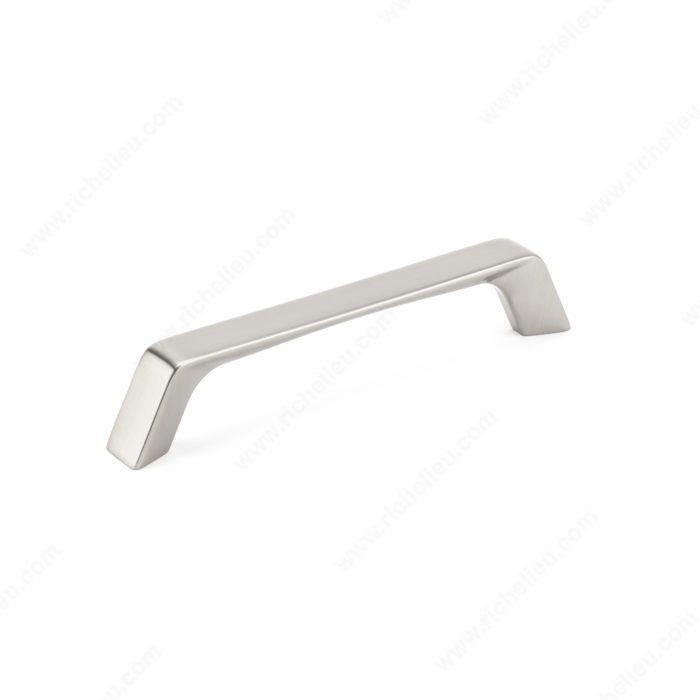 Richelieu Contemporary Metal Pull - 7348