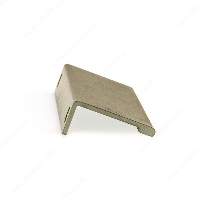Richelieu Modern Aluminum Edge Pull - 9898