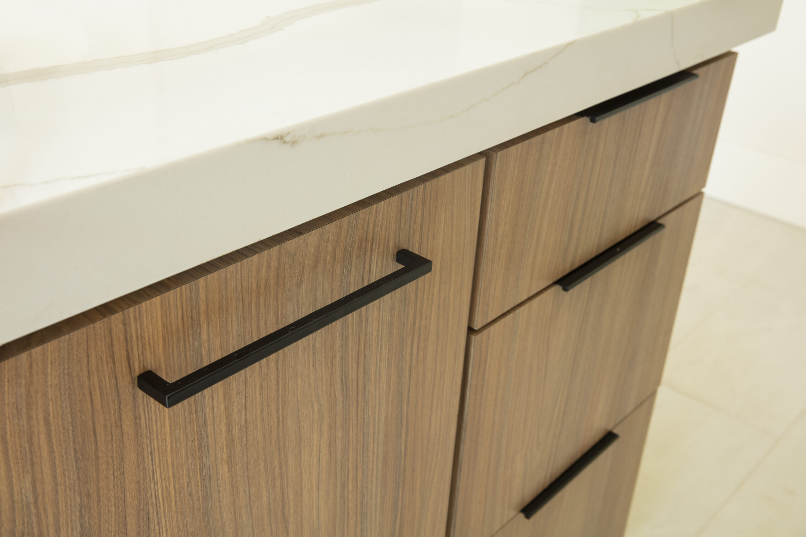 Elements Edgefield Cabinet Tab Pull