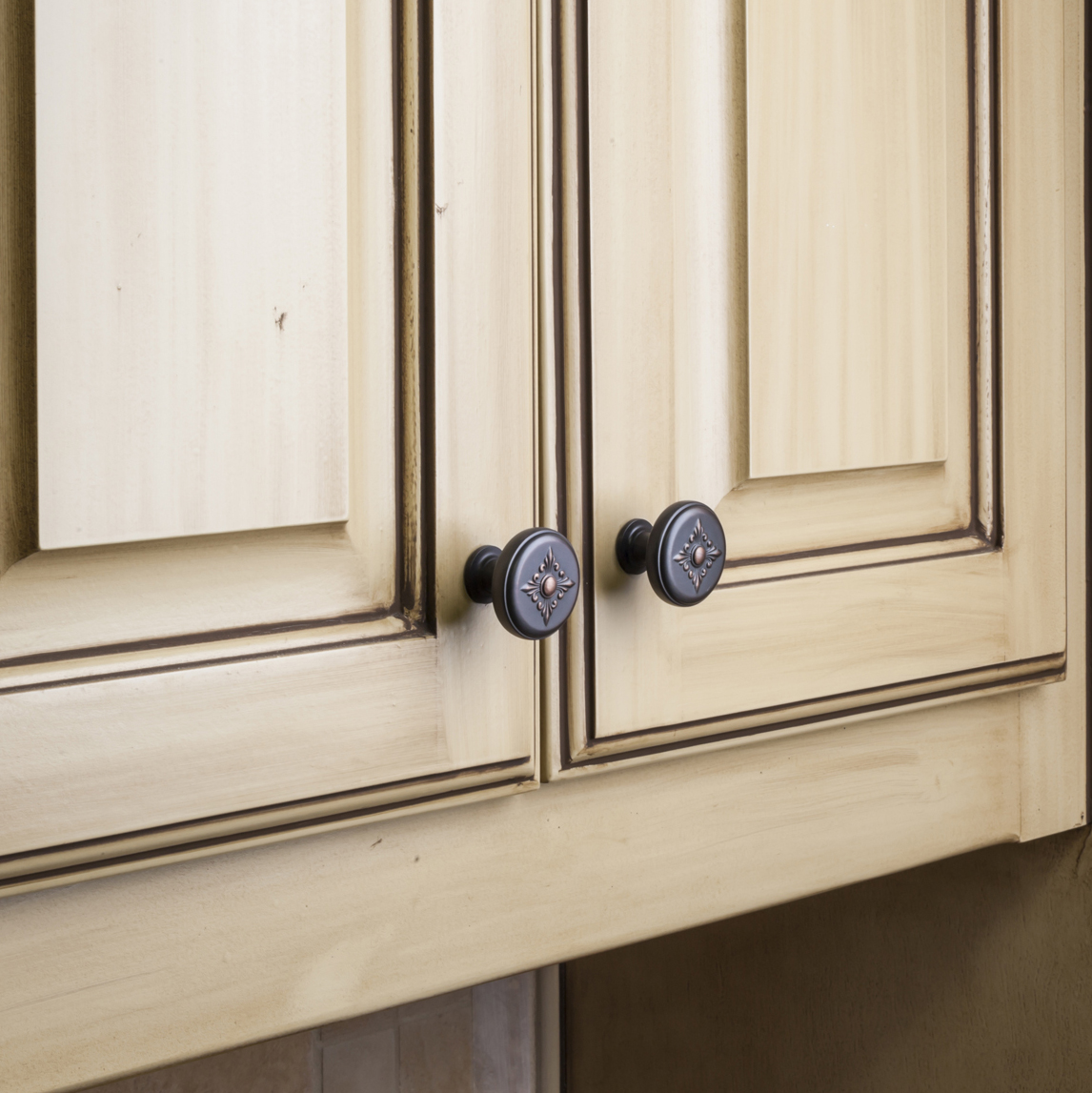 Jeffrey Alexander Baroque Lafayette Cabinet Knob