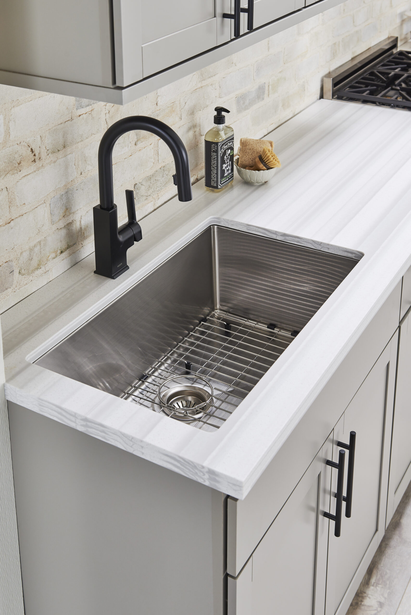 Elements Naples Cabinet Bar Pull