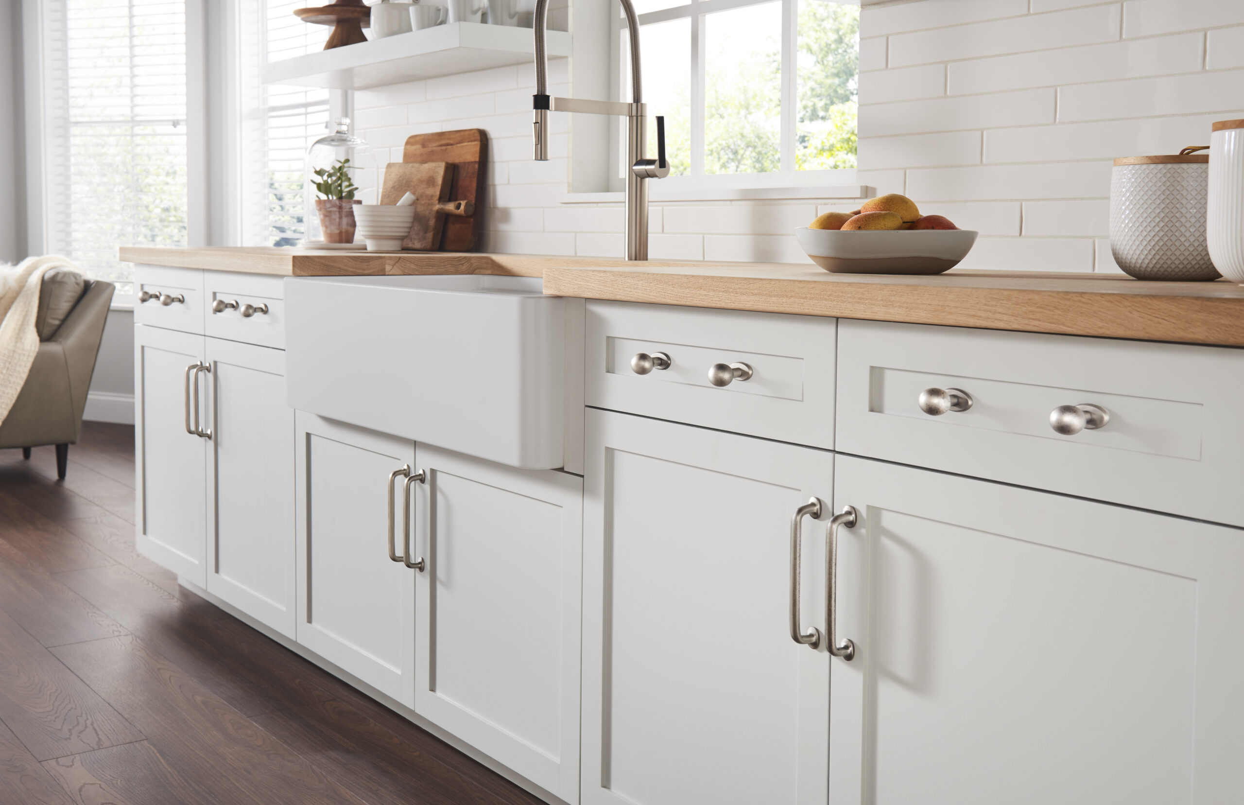 Top Knobs Aspen Rounded Pull