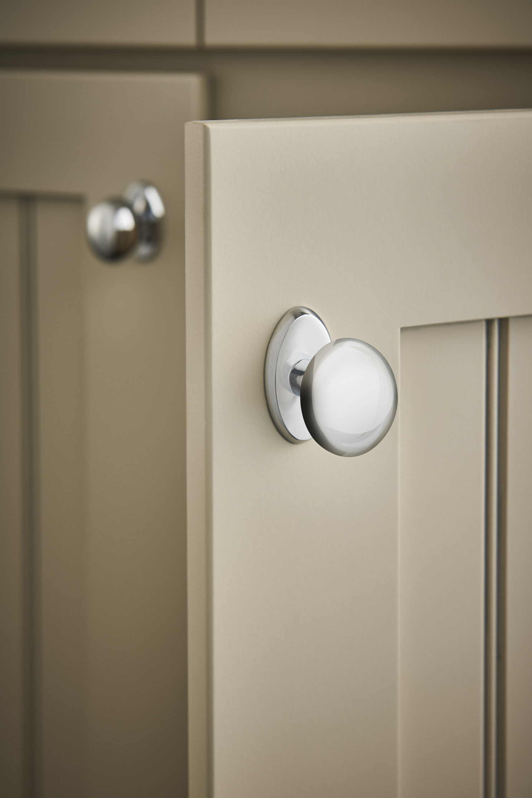 Top Knobs Aspen II Oval Backplate