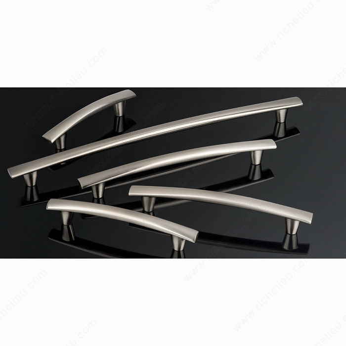 Richelieu Modern Metal Pull - 2323