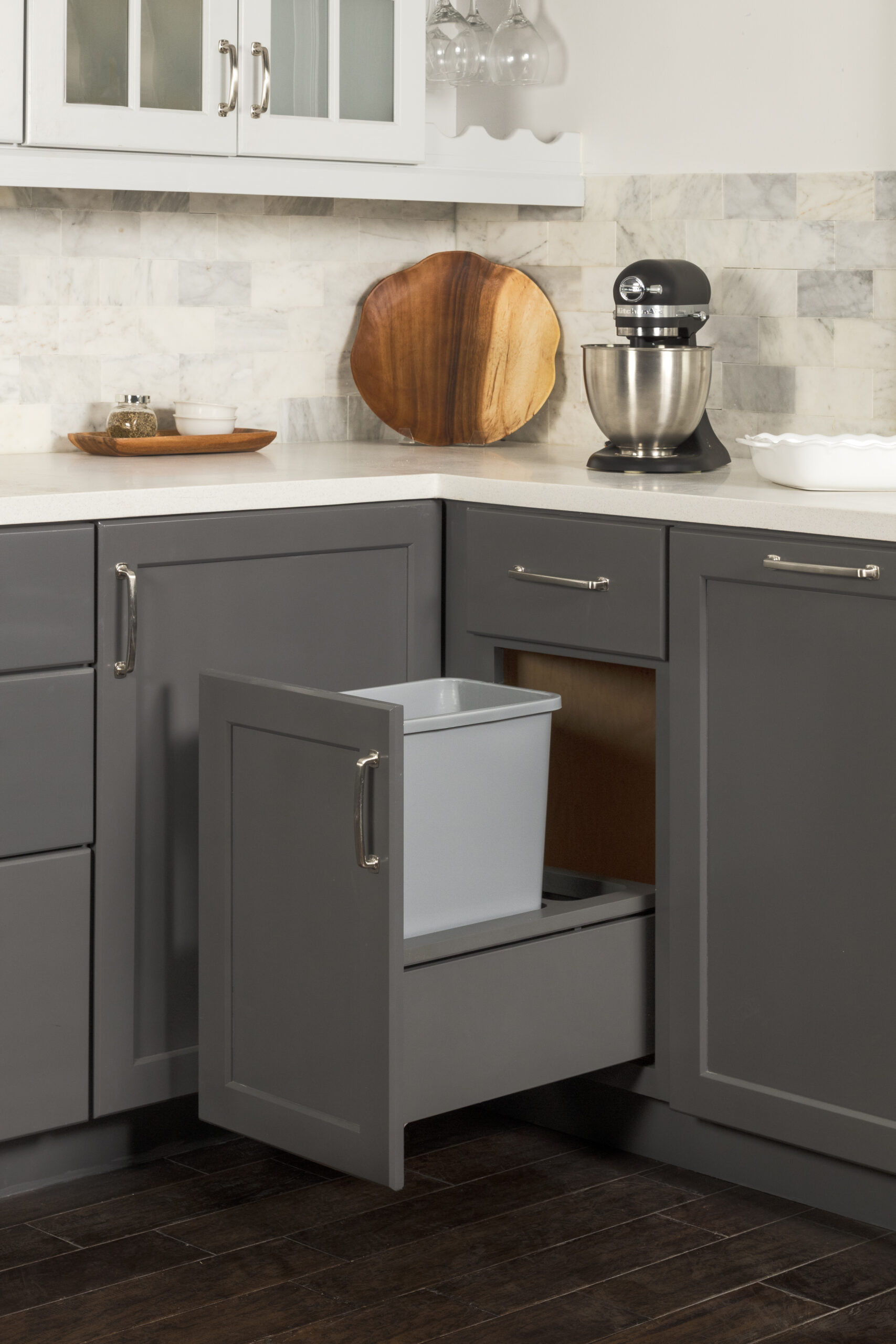 Hardware Resources Metal Drawer Box Soft-close Trashcan Pullout